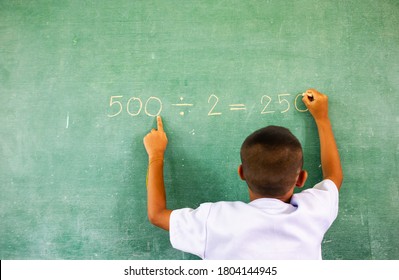 152 Girls doing math on board Stock Photos, Images & Photography ...