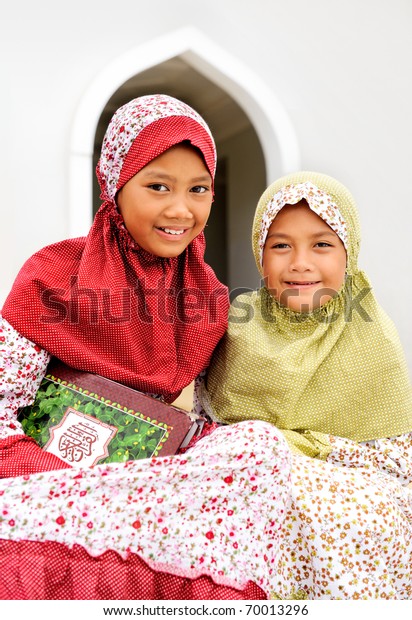 Students Islamic School Stock Photo 70013296 | Shutterstock