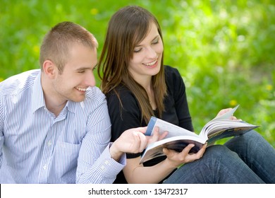Students Learning Outside Stock Photo 13472317 | Shutterstock