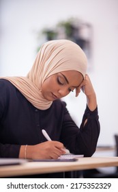 1,018 Muslim scholar Images, Stock Photos & Vectors | Shutterstock