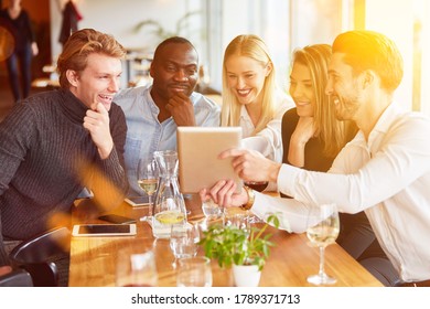 5,411 Students pub Images, Stock Photos & Vectors | Shutterstock