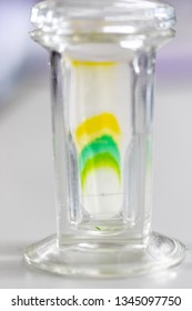 72 Preparative thin layer chromatography Images, Stock Photos & Vectors ...