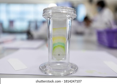 72 Preparative thin layer chromatography Images, Stock Photos & Vectors ...