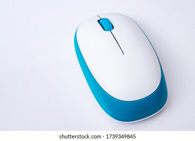 Stylish White Wireless Computer Mouse Stock Photo 1739349845 | Shutterstock