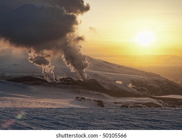472,450 Volcano sky Images, Stock Photos & Vectors | Shutterstock