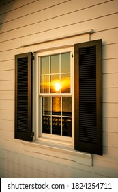 473 Sun reflecting off buildings Images, Stock Photos & Vectors ...