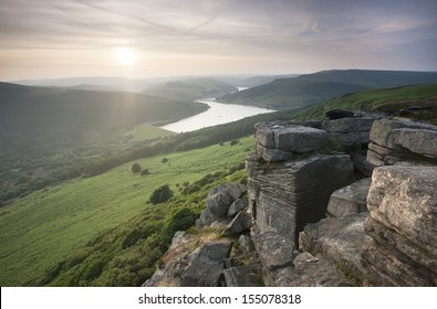 6,615 Looking down valley Images, Stock Photos & Vectors | Shutterstock