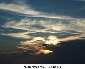 Sunset Sky Curves Clouds Create Natural Stock Photo 1605105580 ...