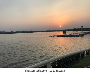 Sunset Ahmedabad Riverfront Gujrat India Stock Photo 590205203 ...