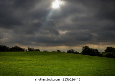 Rain-through-sunshine Images, Stock Photos & Vectors | Shutterstock