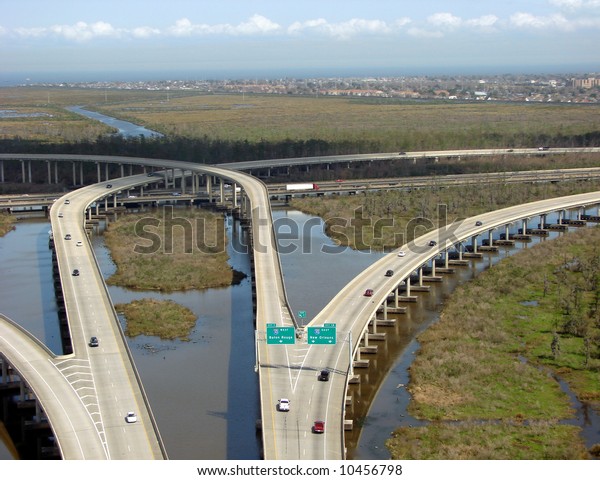 Super Highway Interstate Road Interchange Bridge ภาพสต็อก 10456798 ...
