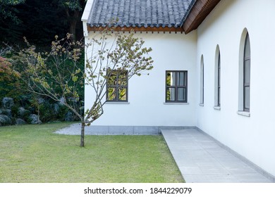 Surface Simple White Wall Window Design Stock Photo 1844229079 ...
