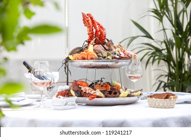509,972 Seafood table Images, Stock Photos & Vectors | Shutterstock