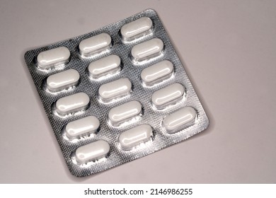 Tablet Package White Background Stock Photo 2146986255 | Shutterstock