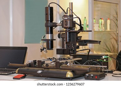 Tabletop Digital Microscope Camera Led Lights Stock Photo 1236279607 ...