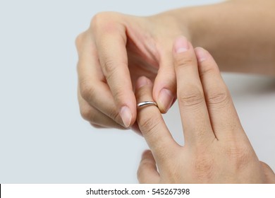 Taking Off Wedding Ring Stock Photo 545267398 | Shutterstock