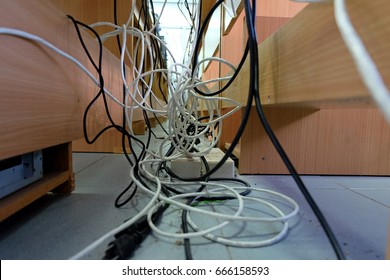 14,020 Messy wire Images, Stock Photos & Vectors | Shutterstock