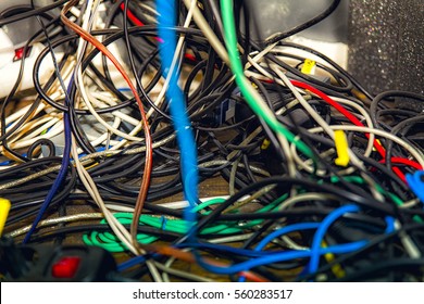 11,818 Messy Cables Images, Stock Photos & Vectors | Shutterstock