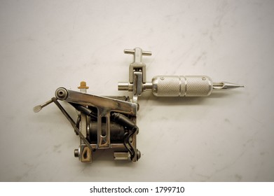 5,670 Cosmetic tattoo machine Images, Stock Photos & Vectors | Shutterstock