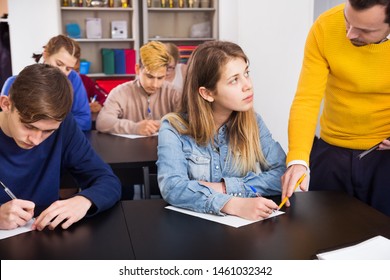 Serious Teacher Giving Explanation Student During Stockfoto 1383878729 ...