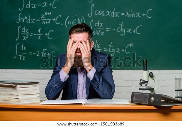 Foto de stock sobre Enseñando estudiantes tontos. Trabajo difícil ...