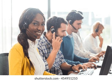 60,427 Computer help desk Images, Stock Photos & Vectors | Shutterstock