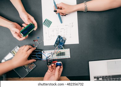 10,830 Electronic engineering diagram Images, Stock Photos & Vectors ...