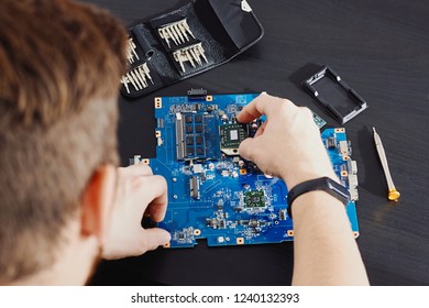Technician Plug Cpu Microprocessor Motherboard Computer Stock Photo ...