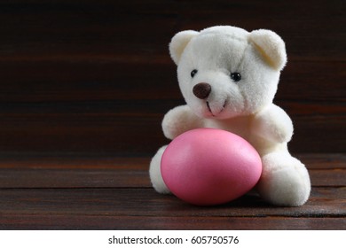 Teddy Bear Holding Easter Egg Chicken Stock Photo 605750576 | Shutterstock
