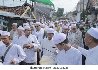 Tegal Central Java Indonesia March 18 Stock Photo 2137138985 | Shutterstock