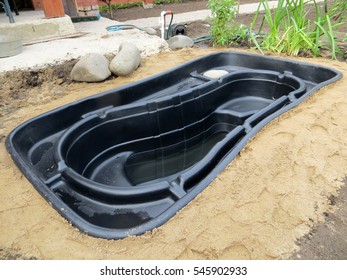 239 Plastic pond insert Images, Stock Photos & Vectors | Shutterstock