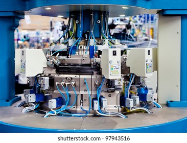 4,627 Textile Automation Images, Stock Photos & Vectors | Shutterstock