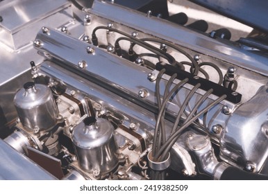 1 V12 Cars Free Photos and Images | picjumbo