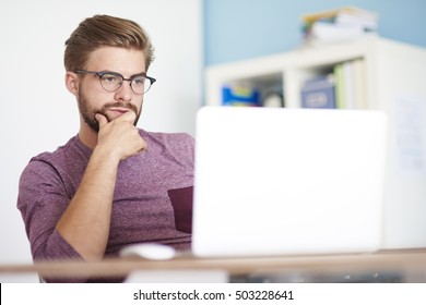 617,881 Thoughtful person Images, Stock Photos & Vectors | Shutterstock