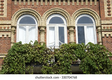 Three Arched Windows Stock Photo 330704768 | Shutterstock