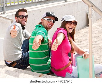 811 3 Highschoolers Images, Stock Photos & Vectors | Shutterstock