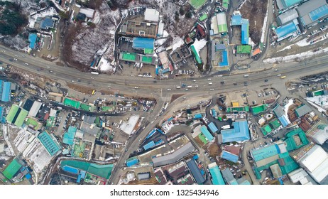 578 3 Way Intersection Stock Photos, Images & Photography | Shutterstock