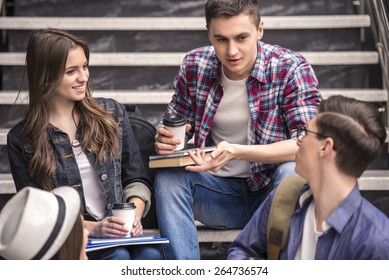 3,146 Three young students walk Images, Stock Photos & Vectors ...