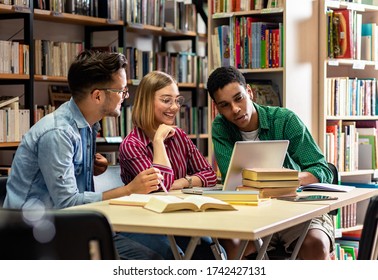 Four Young Students Study School Library Stock Photo 1482046022 ...