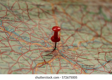 3,571 Thumbtack in map 图片、库存照片和矢量图 | Shutterstock
