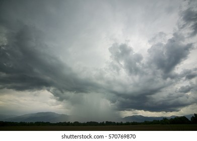 Thundercloud Possible Formation Tornado Stock Photo 570769870 ...