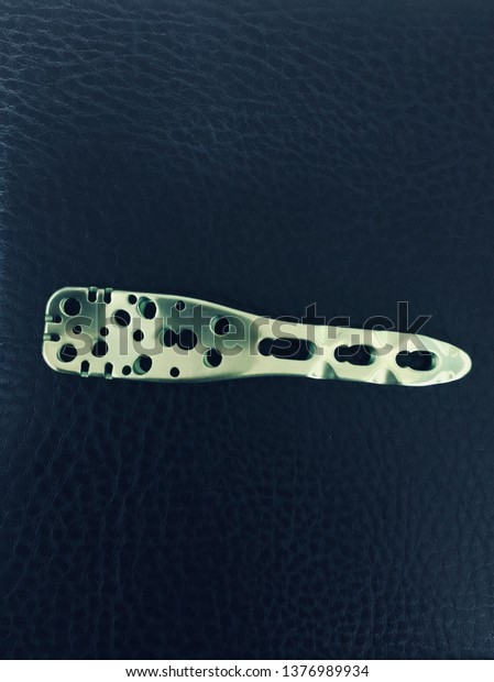 Titanium Proximal Humerus Plate Bone Fracture Stock Photo 1376989934 ...