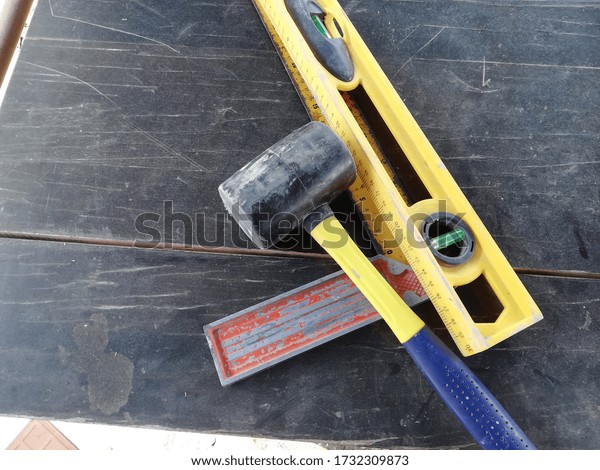 Tool Marking Installing Ceramic Tiles Spirit Stock Photo 1732309873 ...
