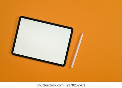 1,277 Yellow Writing Tablet With Pen Images, Stock Photos & Vectors ...