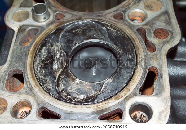 Top View Old Piston Installed Rusty Stock Photo 2058710915 | Shutterstock