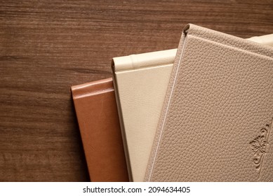 1,236 Stack of leather bound books Images, Stock Photos & Vectors ...