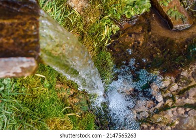 Top View Stream Clean Spring Water Stock Photo 2147565263 | Shutterstock