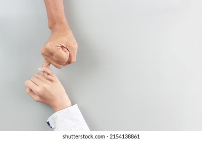 5,028 Female hand hook Images, Stock Photos & Vectors | Shutterstock