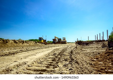 63 Compacted earth fill Images, Stock Photos & Vectors | Shutterstock