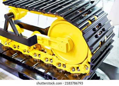 4,961 Steel Track Tractor Images, Stock Photos & Vectors | Shutterstock